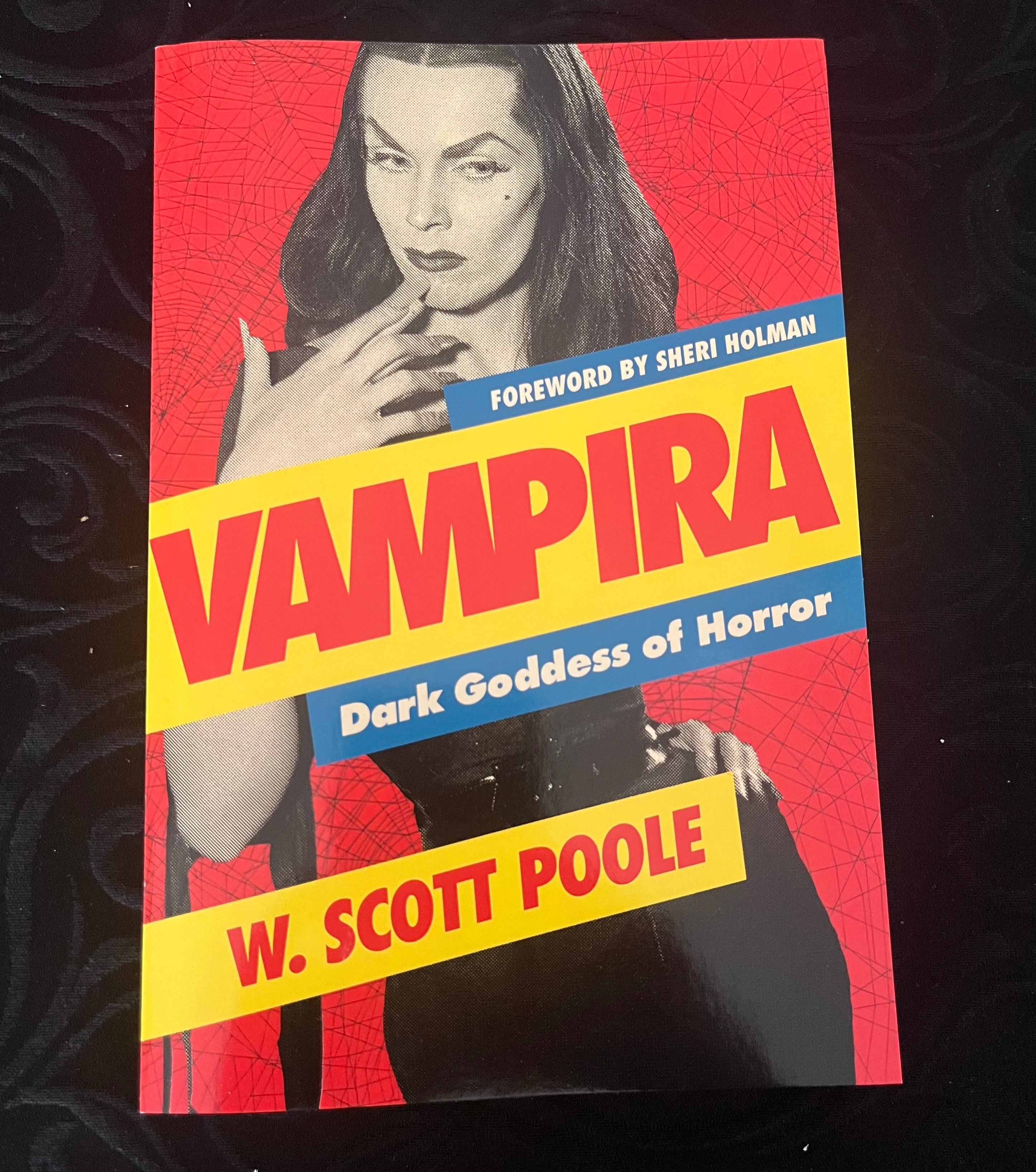 VAMPIRA DARK GODDESS OF HORROR SC New – Videoshock!